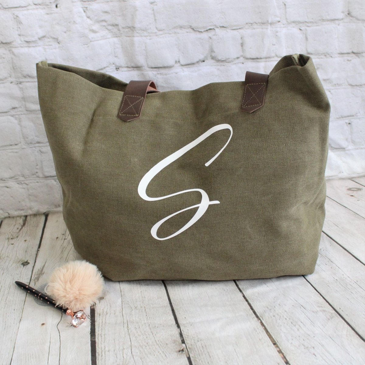 Vintage Chic - Groovy Girl Gifts